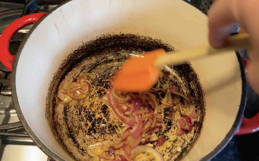 How to Cook An Amazing Authentic Chicken Handi - The Reluctant Backpacker